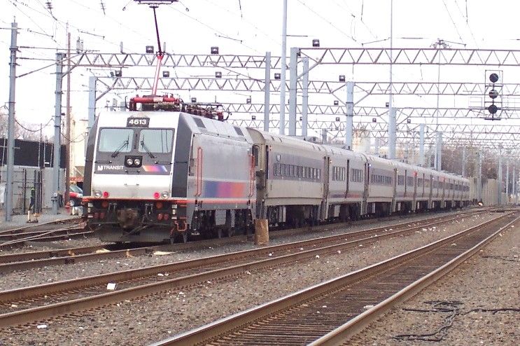 NJT 4613 at Long Branch: The CityRails Transit Photo Archive