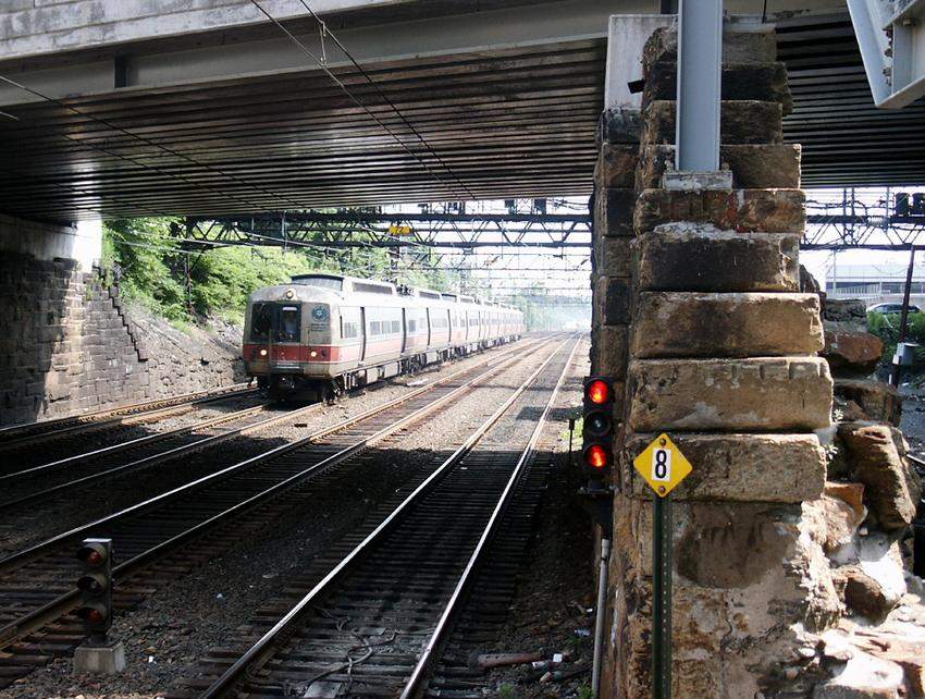 Southbound M-N Train At North Avenue, New Rochelle, N.Y.: The CityRails ...