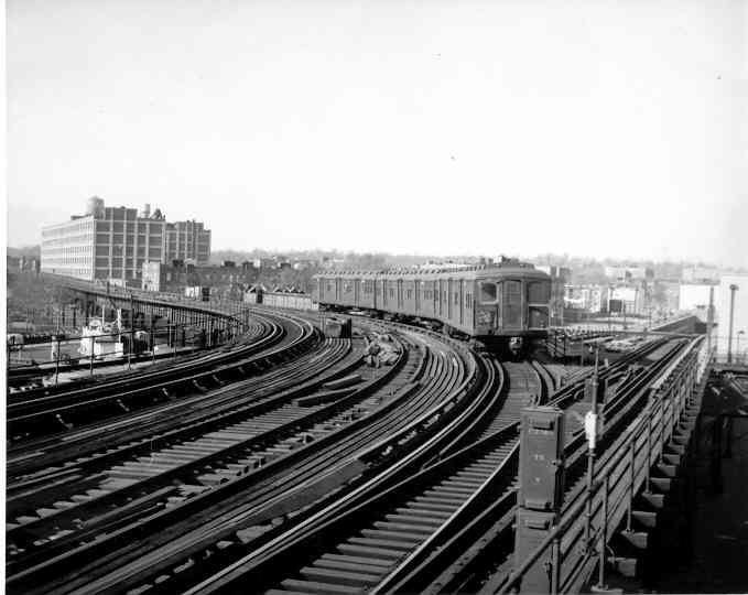 NEW YORK CITY TRANSIT SYSTEM: The CityRails Transit Photo Archive
