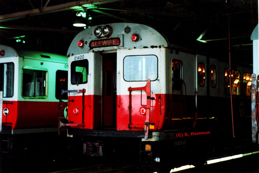 Red Line (class unit) #01400: The CityRails Transit Photo Archive