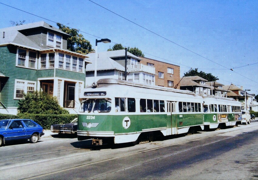 PCC trolley: The CityRails Transit Photo Archive