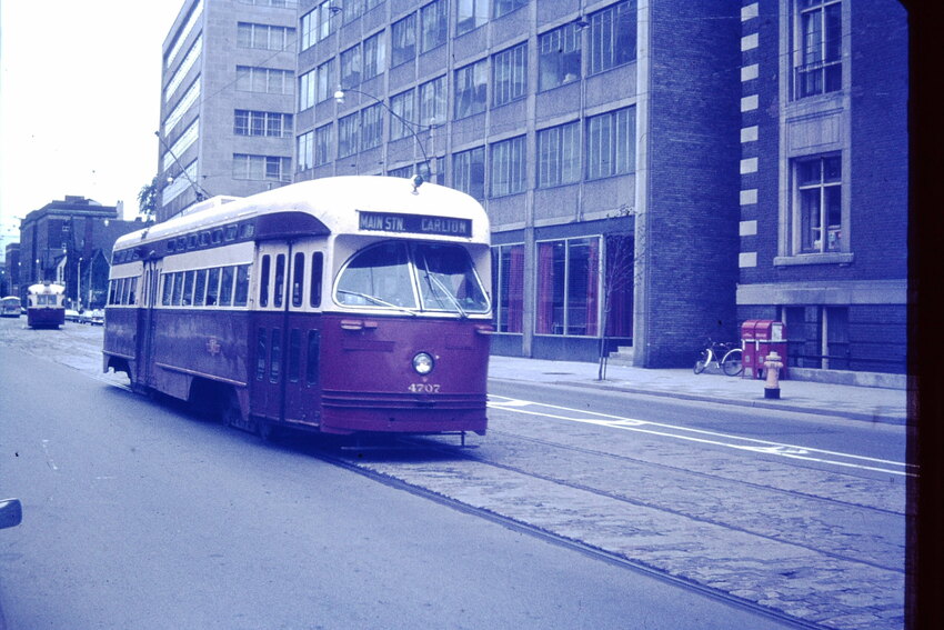 PCC trolley: The CityRails Transit Photo Archive