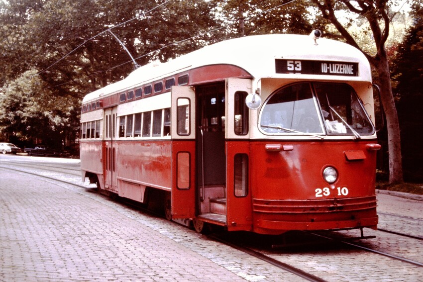 PCC trolley: The CityRails Transit Photo Archive